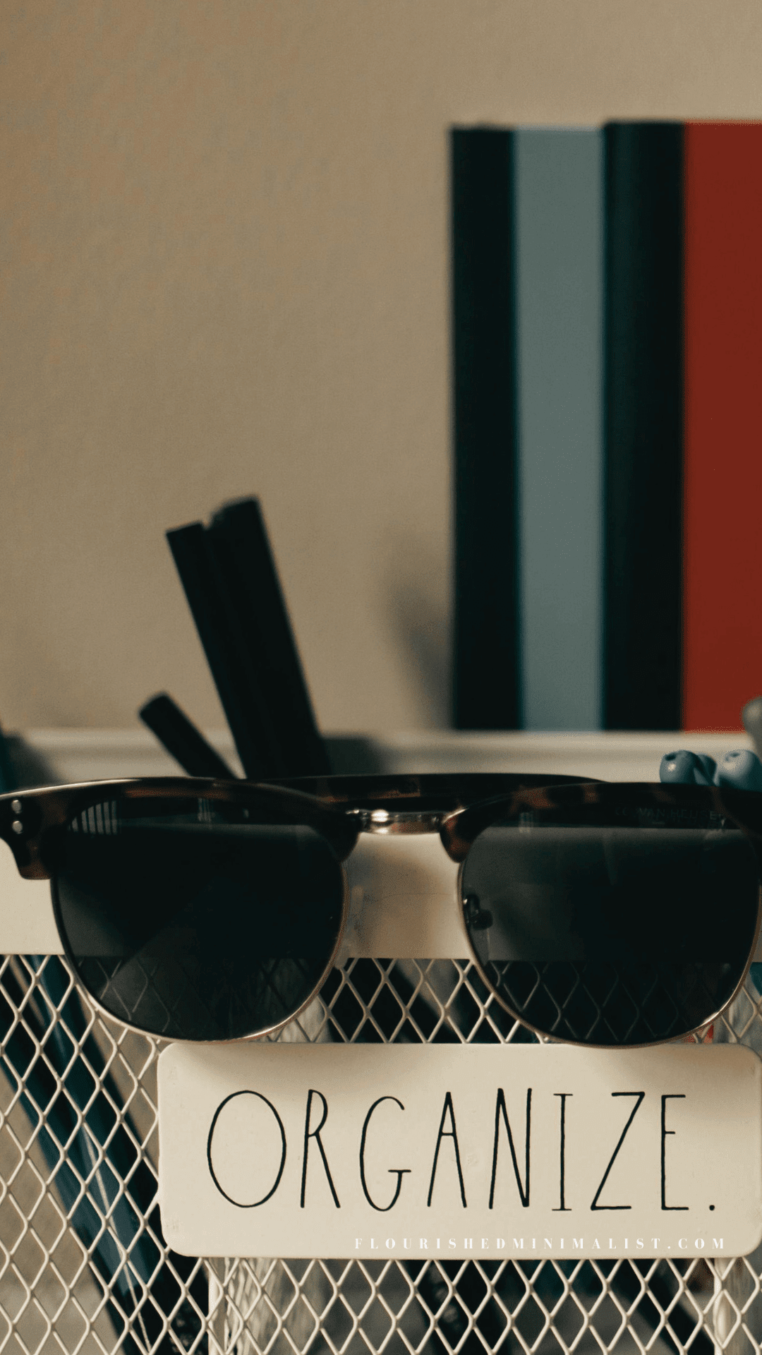 Desk Organizer Set Ideas for The Minimalist - FLOURISHED MINIMALIST